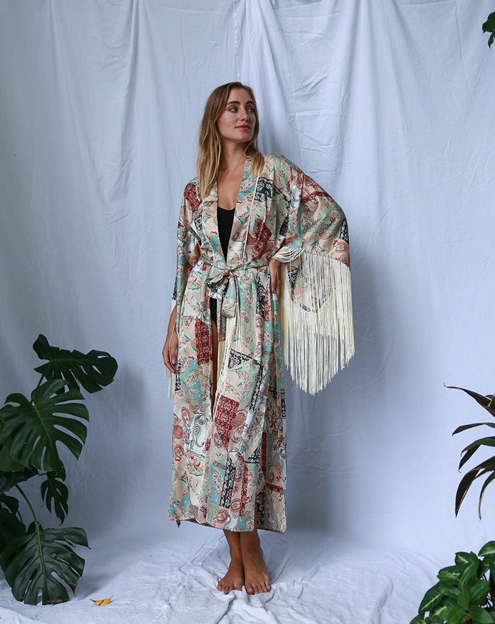 DAIKI KIMONO – AKA ROUGE